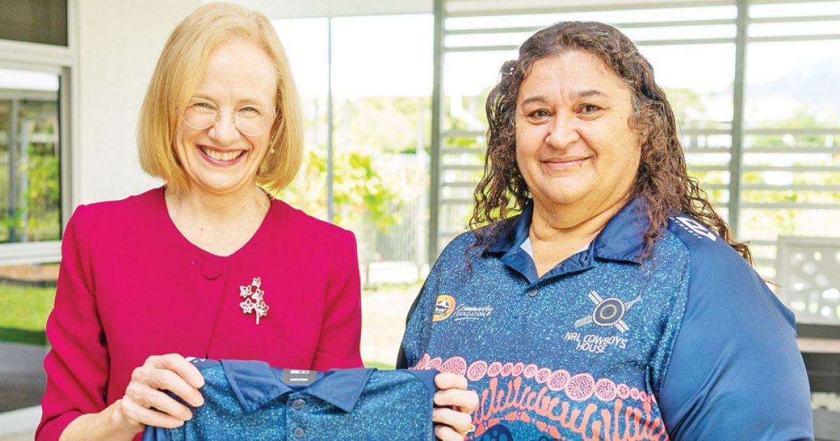 Mapoon artist’s work on full display in NRL game | Cape York Weekly