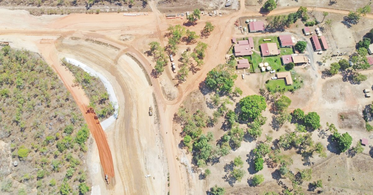 Dodgy Decmil: contractor struggles with payments on Archer River ...