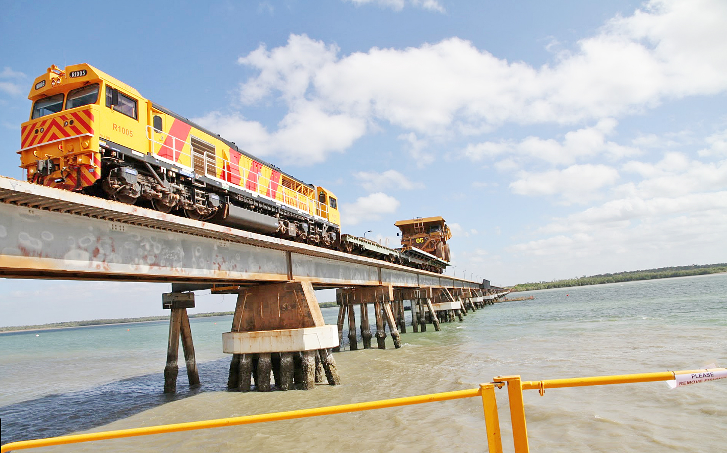 Night works on bridges to impact Weipa pig hunters | Cape York Weekly