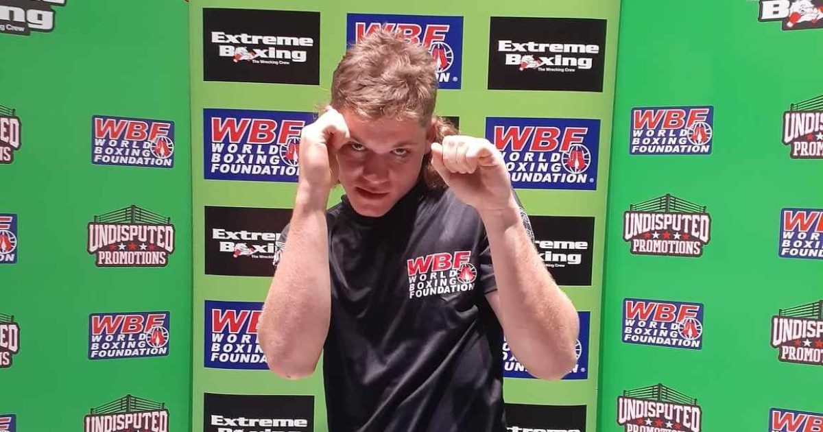 Weipa boxing duo impress during southern fights | Cape York Weekly